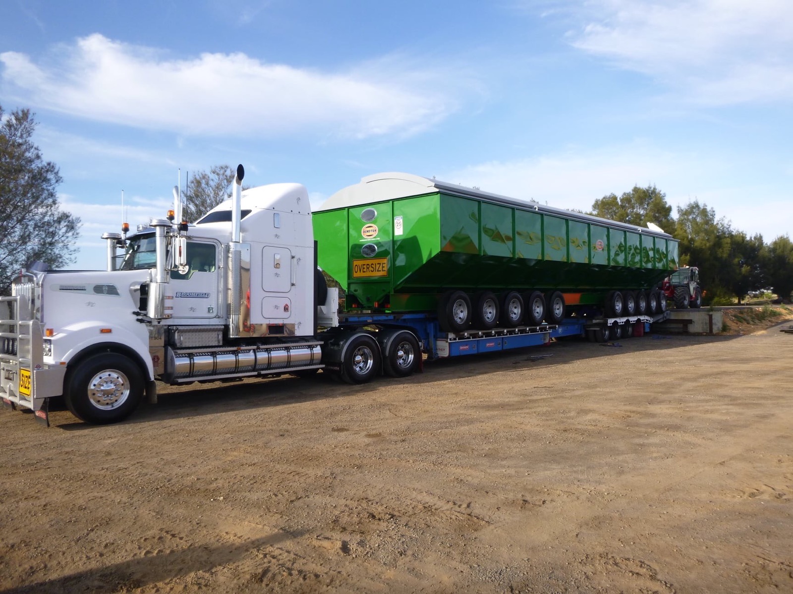 Transport - Bloomfield Hay & Transport