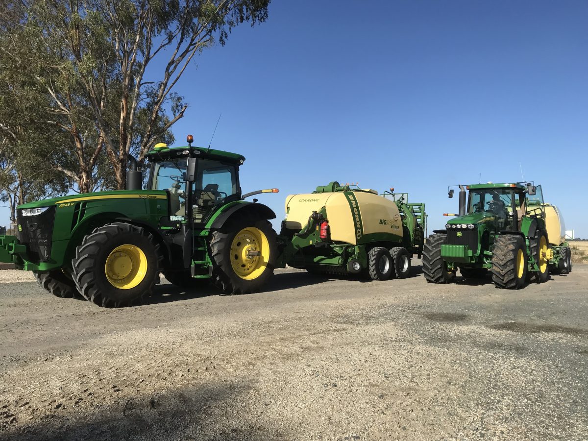 Hay Contracting & Sales - Bloomfield Hay & Transport