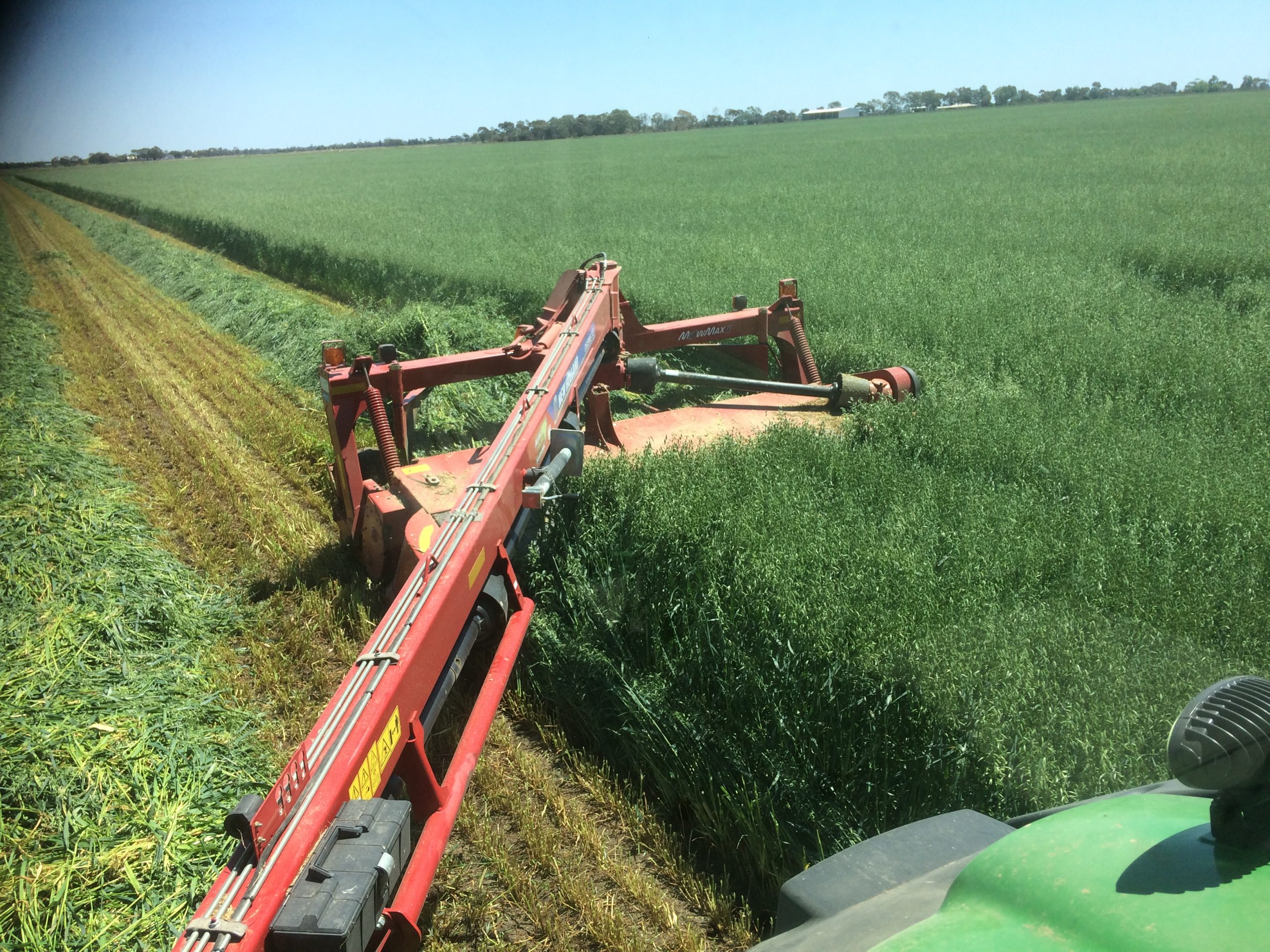 Hay Contracting & Sales - Bloomfield Hay & Transport